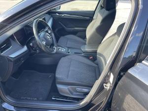 Melns Skoda Octavia 2021 Kėdainiai, ar dzinēja tilpumu 1.50 L un nobraukumu 60 tūkst. km par 14900 €, foto 36 vietnē AUTOMOTO.COM.LV