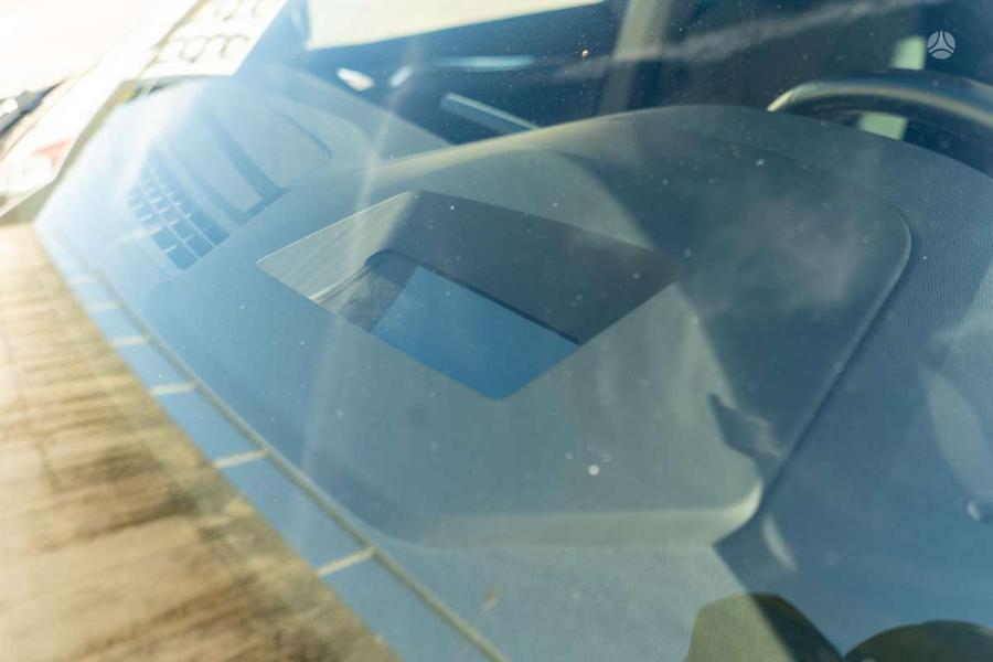 Melns Skoda Octavia 2021 Viļņa, ar dzinēja tilpumu 1.00 L un nobraukumu 280 tūkst. km par 9200 €, foto 5 vietnē AUTOMOTO.COM.LV
