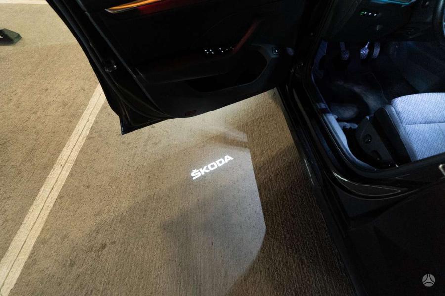 Melns Skoda Octavia 2021 Viļņa, ar dzinēja tilpumu 1.00 L un nobraukumu 280 tūkst. km par 9200 €, foto 6 vietnē AUTOMOTO.COM.LV