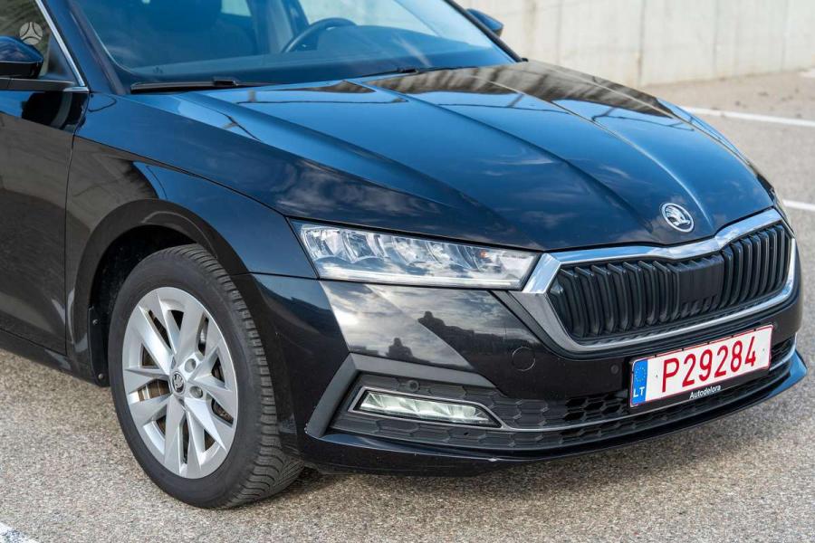 Melns Skoda Octavia 2021 Viļņa, ar dzinēja tilpumu 1.00 L un nobraukumu 280 tūkst. km par 9200 €, foto 14 vietnē AUTOMOTO.COM.LV