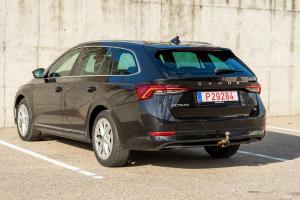 Melns Skoda Octavia 2021 Viļņa, ar dzinēja tilpumu 1.00 L un nobraukumu 280 tūkst. km par 9200 €, foto 15 vietnē AUTOMOTO.COM.LV