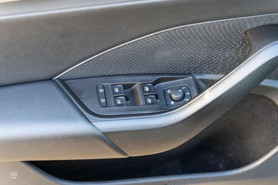Melns Skoda Octavia 2021 Viļņa, ar dzinēja tilpumu 1.00 L un nobraukumu 280 tūkst. km par 9200 €, foto 41 vietnē AUTOMOTO.COM.LV
