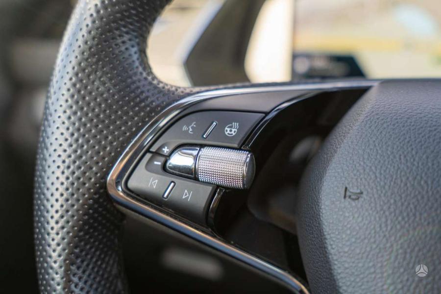 Melns Skoda Octavia 2021 Viļņa, ar dzinēja tilpumu 1.00 L un nobraukumu 280 tūkst. km par 9200 €, foto 42 vietnē AUTOMOTO.COM.LV