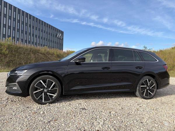 Melns Skoda Octavia 2021 Viļņa, ar dzinēja tilpumu 1.40 L un nobraukumu 112 tūkst. km par 18490 €, foto 5 vietnē AUTOMOTO.COM.LV