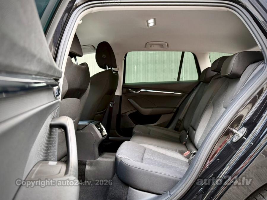 Black Skoda Octavia 2021 in Tallinn, with an engine capacity of 1.50 L and mileage of 182 thousand km for 14990 €, photo 15 on AUTOMOTO.COM.LV