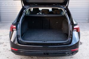 Black Skoda Octavia 2021 in Jelgava, with an engine capacity of 1.40 L and mileage of 130 thousand km for 19500 €, photo 11 on AUTOMOTO.COM.LV
