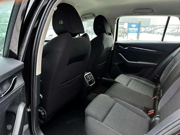 Black Skoda Octavia 2022 in Kaunas, with an engine capacity of 1.00 L and mileage of 223 thousand km for 13200 €, photo 11 on AUTOMOTO.COM.LV