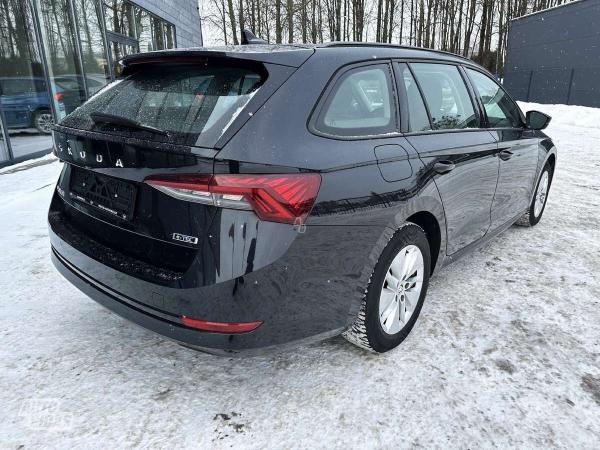 Melns Skoda Octavia 2022 Kauņa, ar dzinēja tilpumu 1.00 L un nobraukumu 223 tūkst. km par 13200 €, foto 4 vietnē AUTOMOTO.COM.LV