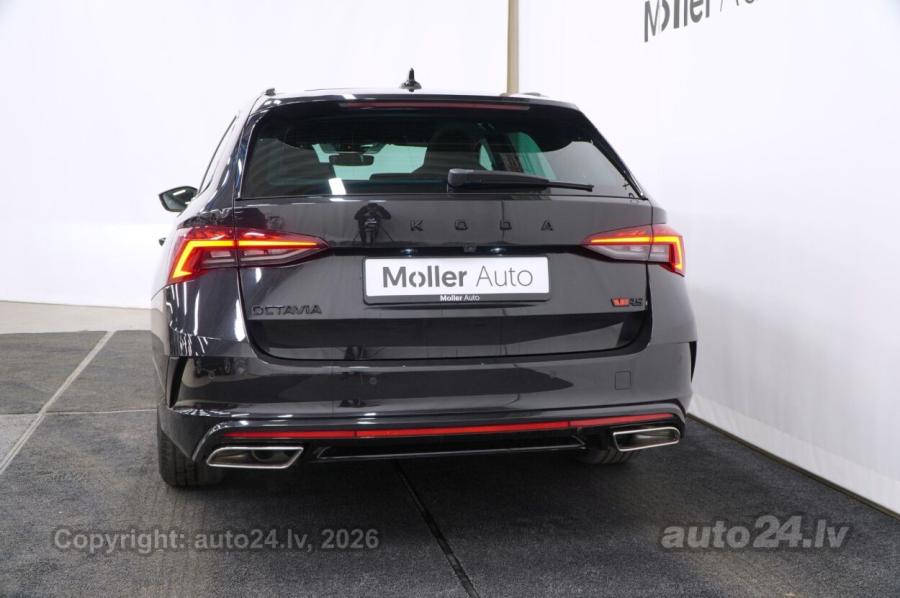 Black Skoda Octavia 2022 in Tallinn, with an engine capacity of 2.00 L and mileage of 145 thousand km for 25900 €, photo 5 on AUTOMOTO.COM.LV