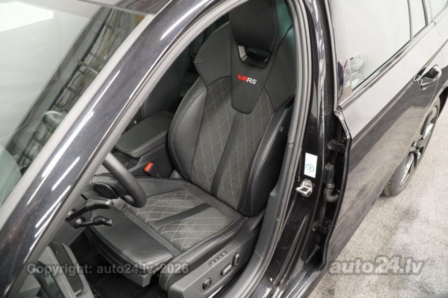 Black Skoda Octavia 2022 in Tallinn, with an engine capacity of 2.00 L and mileage of 145 thousand km for 25900 €, photo 8 on AUTOMOTO.COM.LV
