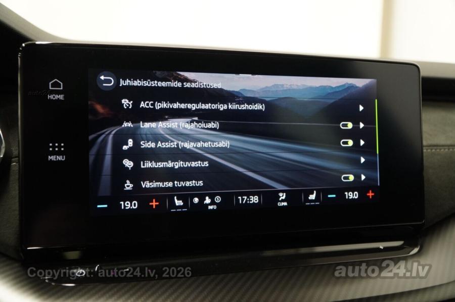 Black Skoda Octavia 2022 in Tallinn, with an engine capacity of 2.00 L and mileage of 145 thousand km for 25900 €, photo 19 on AUTOMOTO.COM.LV