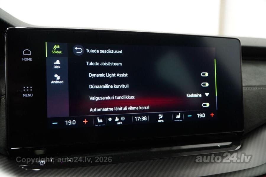 Black Skoda Octavia 2022 in Tallinn, with an engine capacity of 2.00 L and mileage of 145 thousand km for 25900 €, photo 21 on AUTOMOTO.COM.LV