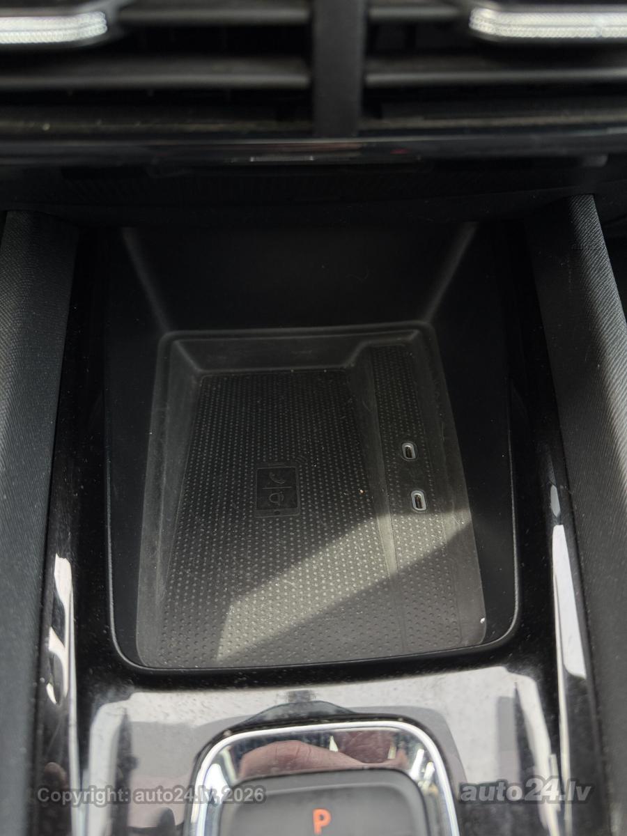 Melns Skoda Octavia 2022 Narva, ar dzinēja tilpumu 1.00 L un nobraukumu 212 tūkst. km par 13555 €, foto 18 vietnē AUTOMOTO.COM.LV