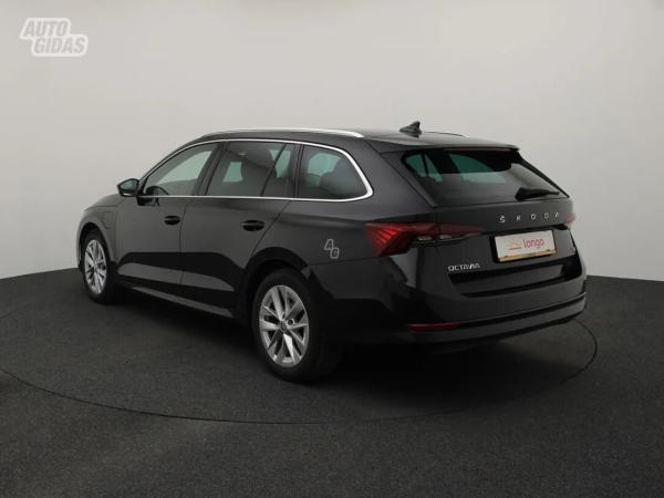 Black Skoda Octavia 2022 in Vilnius, with an engine capacity of 1.40 L and mileage of 188 thousand km for 16399 €, photo 7 on AUTOMOTO.COM.LV