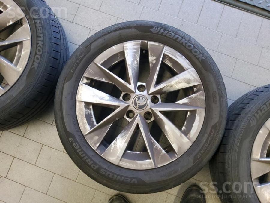 Melns Skoda Octavia 2022 Jelgava, ar dzinēja tilpumu 2.00 L un nobraukumu 169 tūkst. km par 17450 €, foto 6 vietnē AUTOMOTO.COM.LV