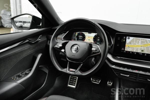 Black Skoda Octavia 2022 in Riga, with an engine capacity of 1.40 L and mileage of 124 thousand km for 22250 €, photo 8 on AUTOMOTO.COM.LV