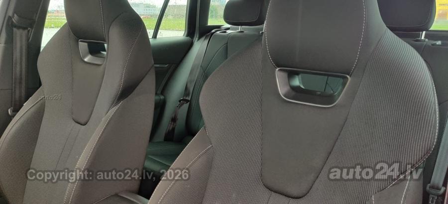 Black Skoda Octavia 2022 in Tallinn, with an engine capacity of 1.50 L and mileage of 57 thousand km for 20990 €, photo 9 on AUTOMOTO.COM.LV