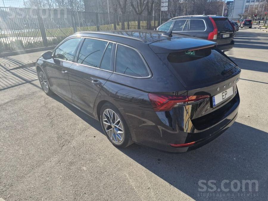 Black Skoda Octavia 2022 in Riga, with an engine capacity of 1.00 L and mileage of 150 thousand km for 14500 €, photo 3 on AUTOMOTO.COM.LV