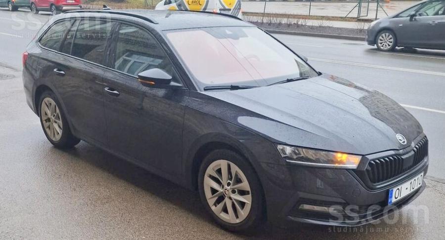 Black Skoda Octavia 2022 in Riga, with an engine capacity of 1.00 L and mileage of 150 thousand km for 14500 €, photo 4 on AUTOMOTO.COM.LV