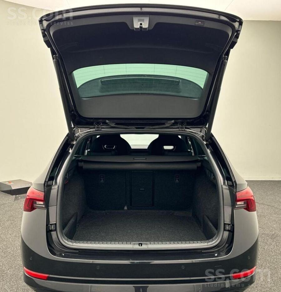 Black Skoda Octavia 2022 in Riga, with an engine capacity of 1.00 L and mileage of 150 thousand km for 14500 €, photo 17 on AUTOMOTO.COM.LV
