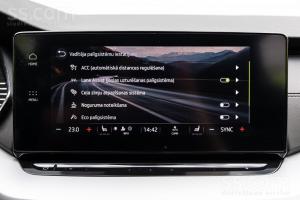 Black Skoda Octavia 2022 in Riga, with an engine capacity of 1.50 L and mileage of 103 thousand km for 18950 €, photo 12 on AUTOMOTO.COM.LV