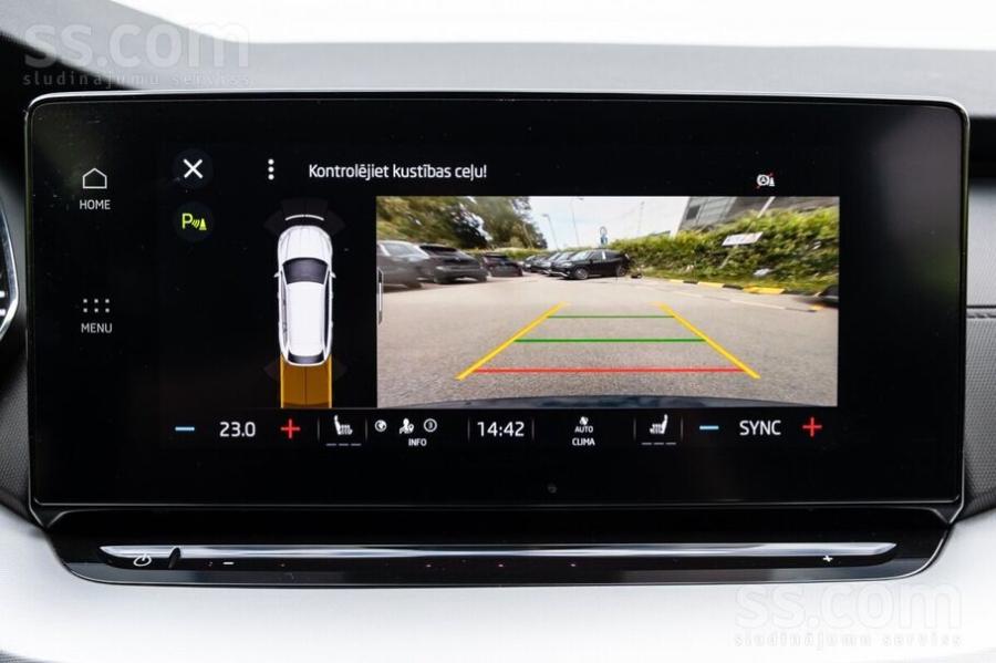 Black Skoda Octavia 2022 in Riga, with an engine capacity of 1.50 L and mileage of 103 thousand km for 18950 €, photo 13 on AUTOMOTO.COM.LV