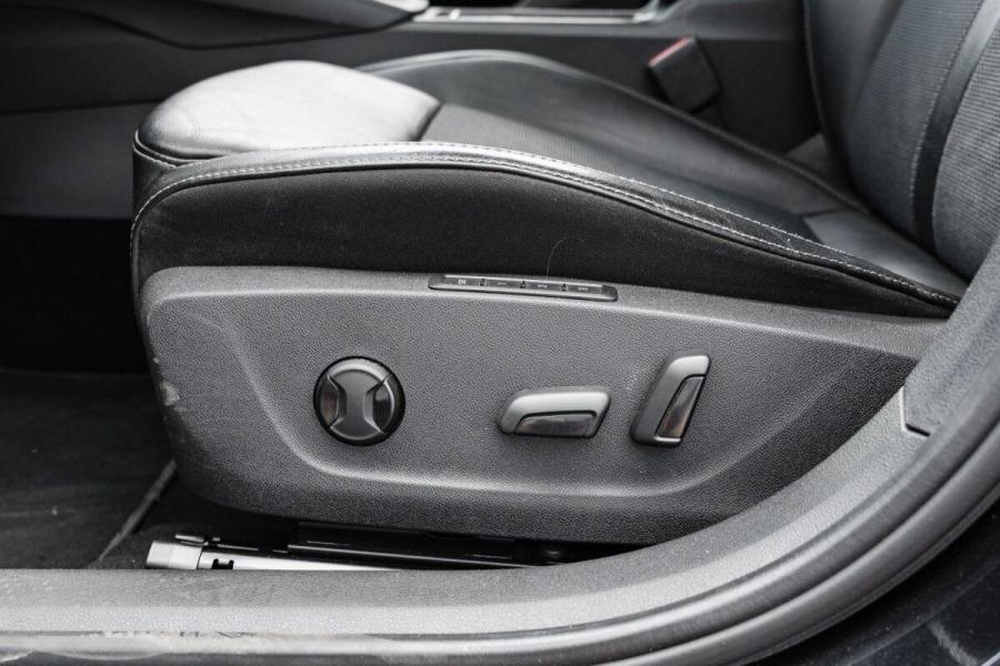 Melns Skoda Octavia 2022 Rīga, ar dzinēja tilpumu 1.40 L un nobraukumu 123 tūkst. km par 19550 €, foto 15 vietnē AUTOMOTO.COM.LV