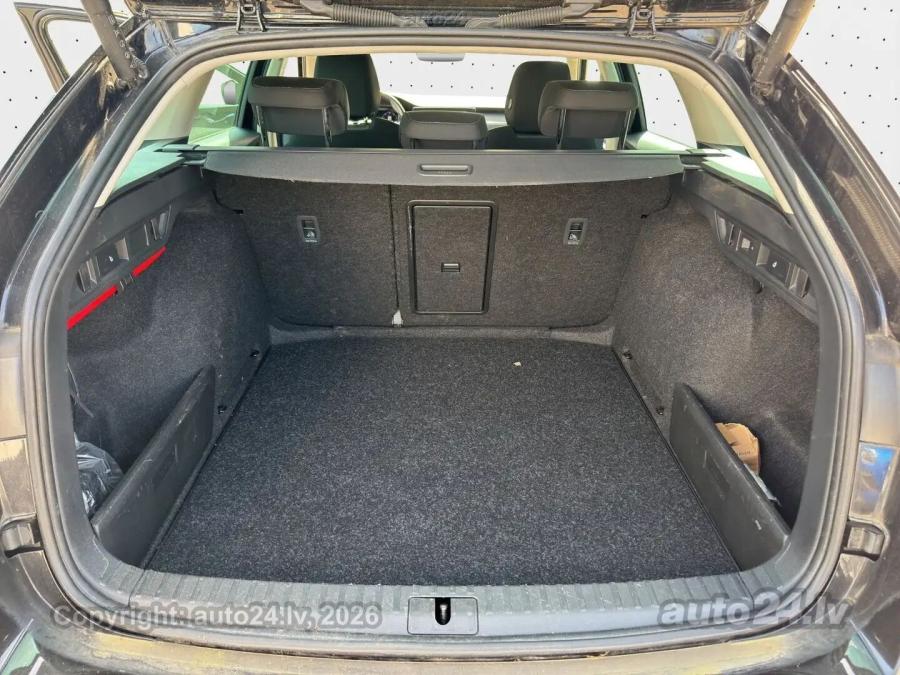 Black Skoda Octavia 2022 in Tallinn, with an engine capacity of 2.00 L and mileage of 91 thousand km for 22500 €, photo 7 on AUTOMOTO.COM.LV