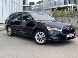 Melns Skoda Octavia 2022 Viļņa, ar dzinēja tilpumu 1.97 L un nobraukumu 122 tūkst. km par 18900 €, foto  vietnē AUTOMOTO.COM.LV