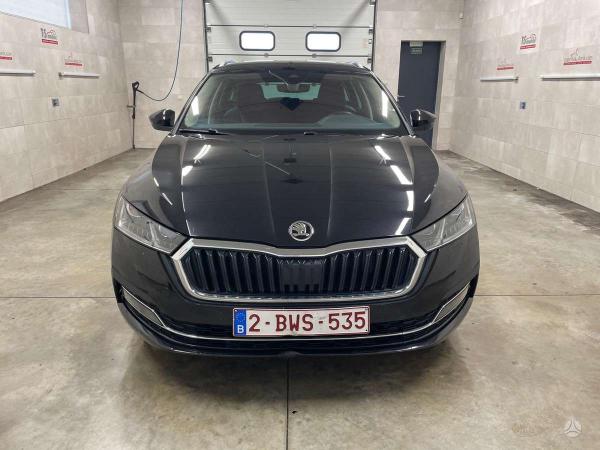 Melns Skoda Octavia 2022 Marijampole, ar dzinēja tilpumu 1.50 L un nobraukumu 77 tūkst. km par 18755 €, foto 2 vietnē AUTOMOTO.COM.LV