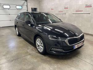 Black Skoda Octavia 2022 in Marijampole, with an engine capacity of 1.50 L and mileage of 77 thousand km for 18755 €, photo 4 on AUTOMOTO.COM.LV