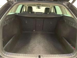 Black Skoda Octavia 2022 in Marijampole, with an engine capacity of 1.50 L and mileage of 77 thousand km for 18755 €, photo 16 on AUTOMOTO.COM.LV