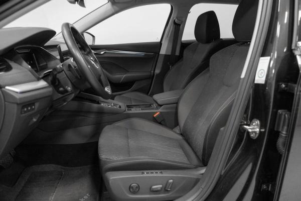 Black Skoda Octavia 2022 in Vilnius, with an engine capacity of 1.40 L and mileage of 98 thousand km for 20500 €, photo 5 on AUTOMOTO.COM.LV