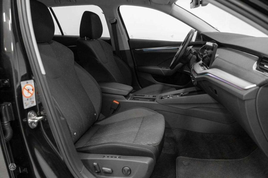 Black Skoda Octavia 2022 in Vilnius, with an engine capacity of 1.40 L and mileage of 98 thousand km for 20500 €, photo 8 on AUTOMOTO.COM.LV