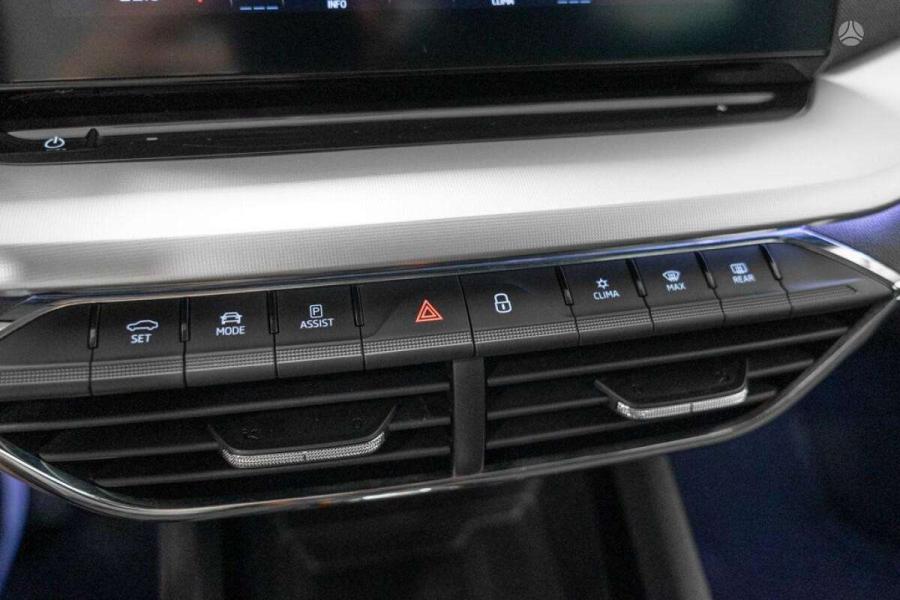 Black Skoda Octavia 2022 in Vilnius, with an engine capacity of 1.40 L and mileage of 98 thousand km for 20500 €, photo 22 on AUTOMOTO.COM.LV
