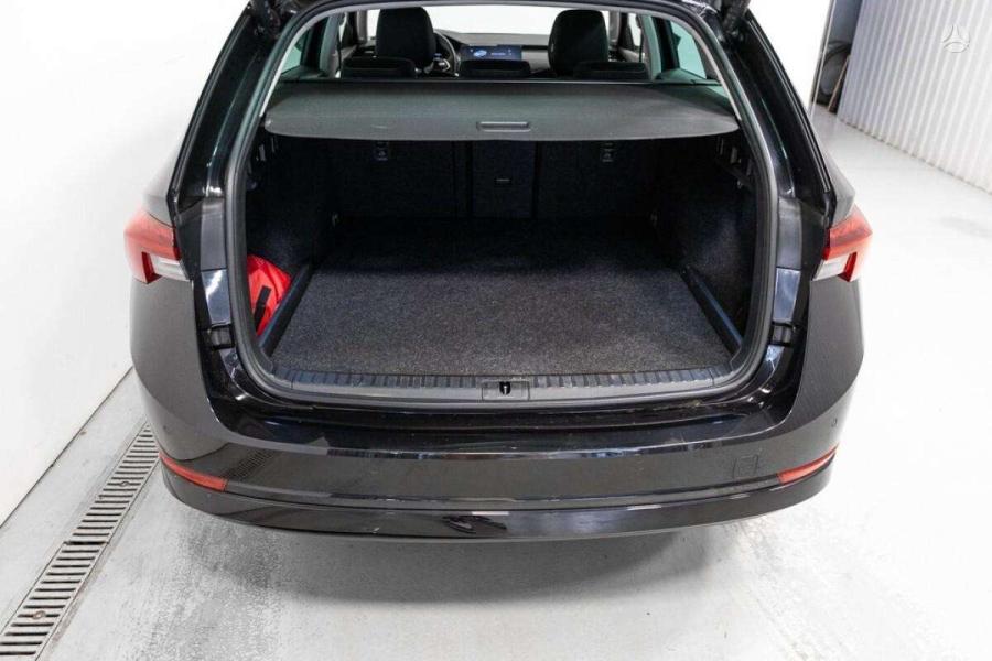 Black Skoda Octavia 2022 in Vilnius, with an engine capacity of 1.40 L and mileage of 98 thousand km for 20500 €, photo 26 on AUTOMOTO.COM.LV