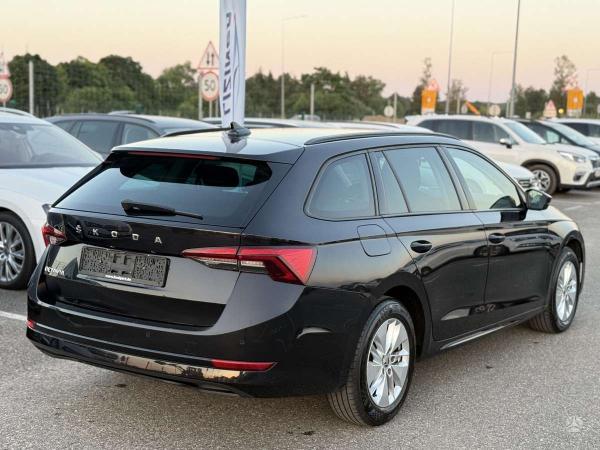 Black Skoda Octavia 2022 in Vilnius, with an engine capacity of 1.97 L and mileage of 171 thousand km for 14500 €, photo 3 on AUTOMOTO.COM.LV