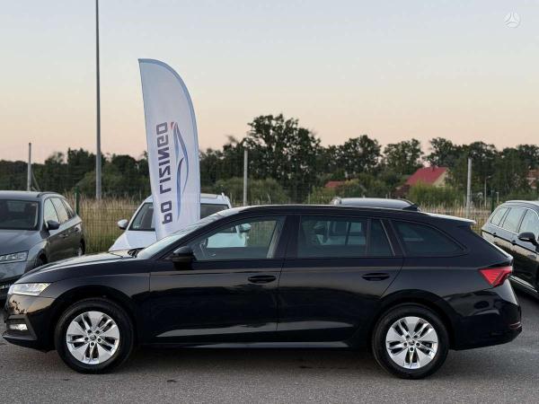 Black Skoda Octavia 2022 in Vilnius, with an engine capacity of 1.97 L and mileage of 171 thousand km for 14500 €, photo 8 on AUTOMOTO.COM.LV