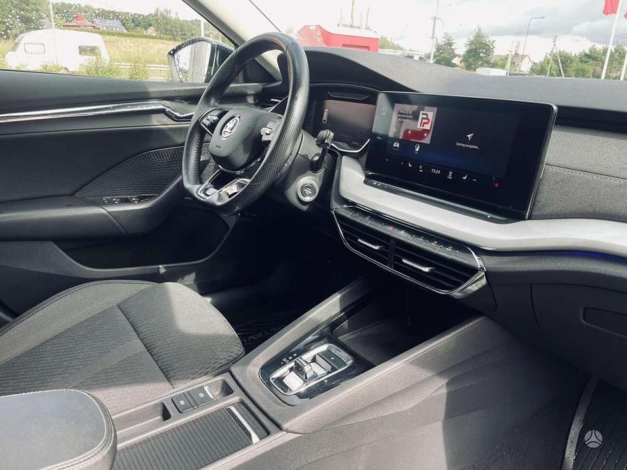 Black Skoda Octavia 2022 in Vilnius, with an engine capacity of 2.00 L and mileage of 226 thousand km for 15450 €, photo 10 on AUTOMOTO.COM.LV