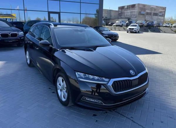 Black Skoda Octavia 2022 in Telschi, with an engine capacity of 2.00 L and mileage of 263 thousand km for 11790 €, photo 1 on AUTOMOTO.COM.LV