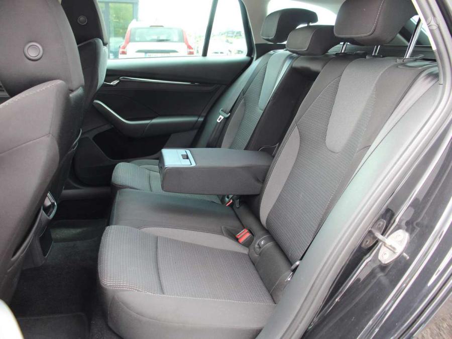 Black Skoda Octavia 2022 in Vilnius, with an engine capacity of 1.50 L and mileage of 115 thousand km for 15950 €, photo 16 on AUTOMOTO.COM.LV