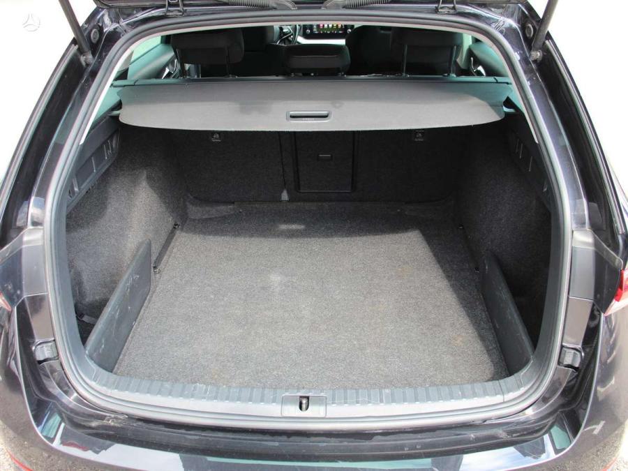 Black Skoda Octavia 2022 in Vilnius, with an engine capacity of 1.50 L and mileage of 115 thousand km for 15950 €, photo 18 on AUTOMOTO.COM.LV