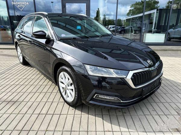 Black Skoda Octavia 2022 in Kaunas, with an engine capacity of 1.00 L and mileage of 162 thousand km for 12900 €, photo 2 on AUTOMOTO.COM.LV