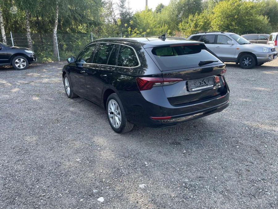 Black Skoda Octavia 2022 in Radviliskis, with an engine capacity of 1.97 L and mileage of 146 thousand km for 15400 €, photo 6 on AUTOMOTO.COM.LV