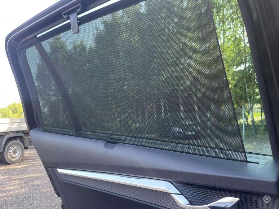 Black Skoda Octavia 2022 in Radviliskis, with an engine capacity of 1.97 L and mileage of 146 thousand km for 15400 €, photo 12 on AUTOMOTO.COM.LV