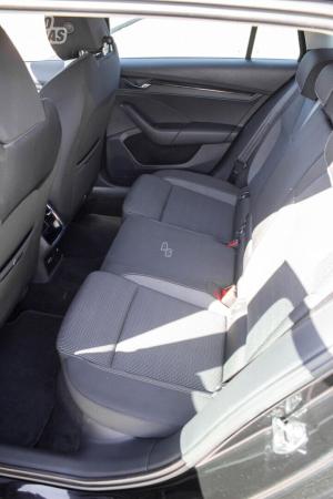 Melns Skoda Octavia 2022 Kauņa, ar dzinēja tilpumu 1.00 L un nobraukumu 171 tūkst. km par 11700 €, foto 13 vietnē AUTOMOTO.COM.LV