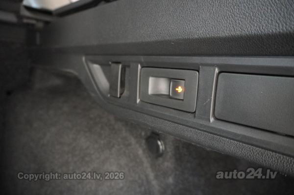 Melns Skoda Octavia 2022 Tallina, ar dzinēja tilpumu 2.00 L un nobraukumu 128 tūkst. km par 16700 €, foto 9 vietnē AUTOMOTO.COM.LV