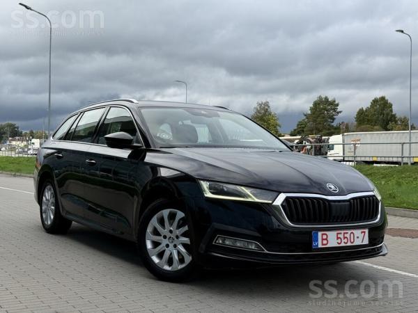 Skoda Octavia 2022 in Rezekne on AUTOMOTO.COM.LV Black Skoda Octavia 2022 in Rezekne, with an engine capacity of 2.00 L and mileage of 222 thousand km for 10990 €, photo 4 on AUTOMOTO.COM.LV