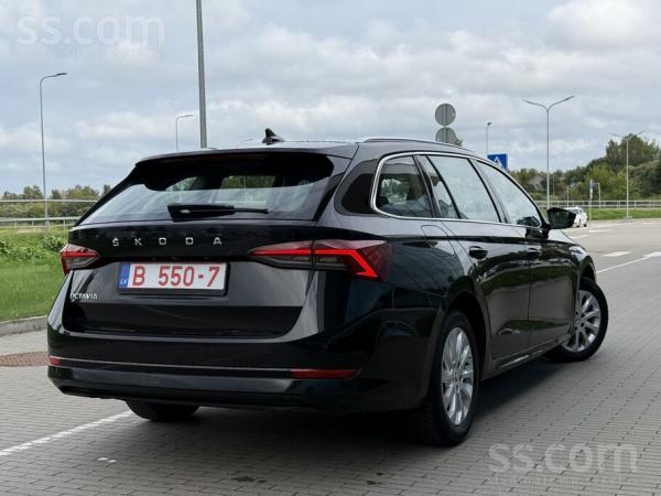 Skoda Octavia 2022 in Rezekne on AUTOMOTO.COM.LV Black Skoda Octavia 2022 in Rezekne, with an engine capacity of 2.00 L and mileage of 222 thousand km for 10990 €, photo 6 on AUTOMOTO.COM.LV