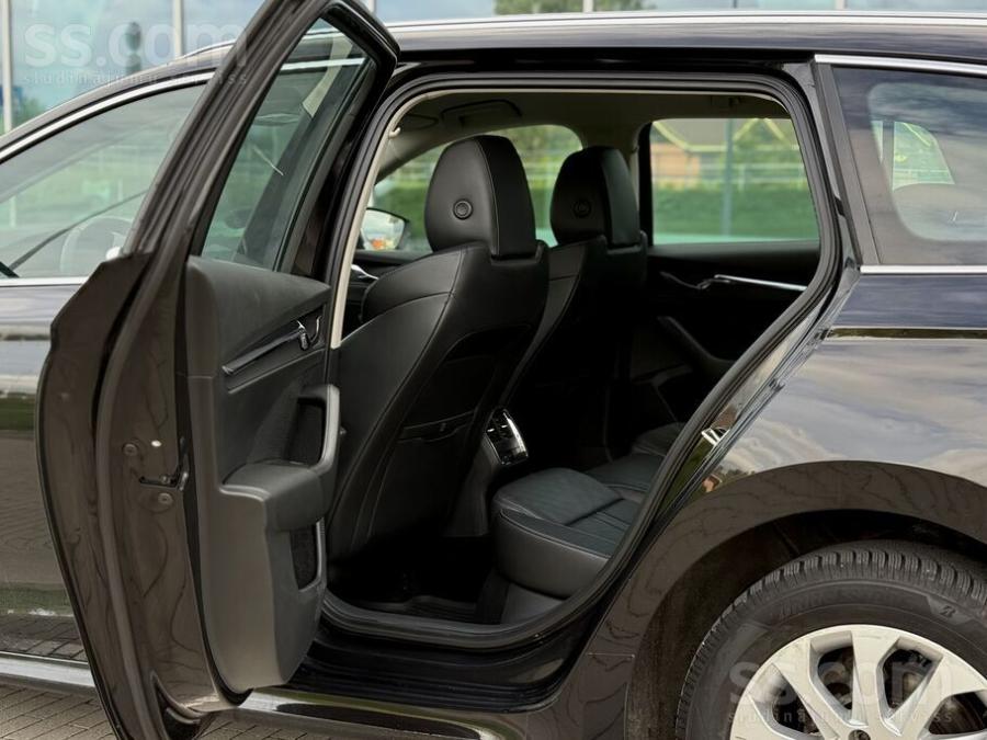 Black Skoda Octavia 2022 in Rezekne, with an engine capacity of 2.00 L and mileage of 222 thousand km for 10990 €, photo 12 on AUTOMOTO.COM.LV